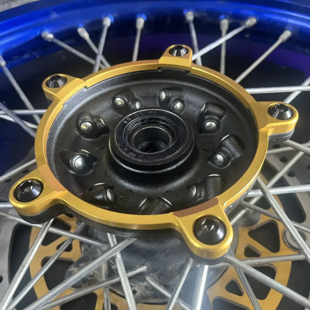 Ténéré 700 Hub Guard | MotoSwiss